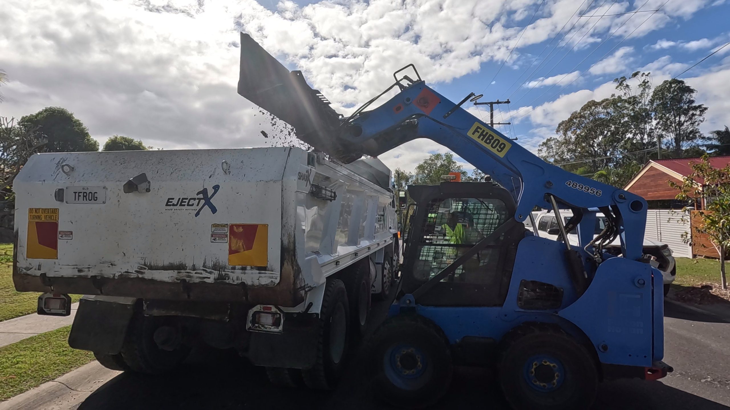 Asphalt Hauling trucks | EjectX